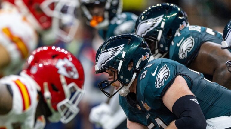 NFL to Ban Eagles’ Tush Push Play at May League Meetings